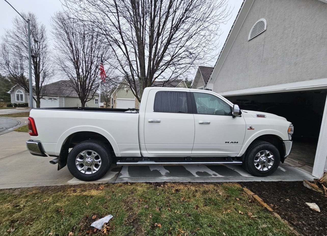 White 2020 RAM 3500 / Lee's Summit, Missouri - Gateway Car Connection